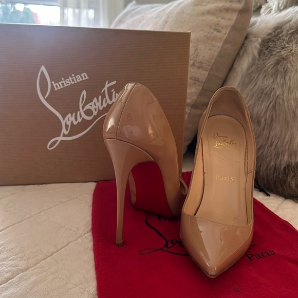 Christian Louboutin | Shoes | Christian Louboutin So Kate Pumps | Poshmark